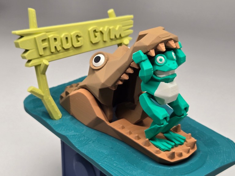 Frog Gym (automata) – AMAO CHAN STUDIO
